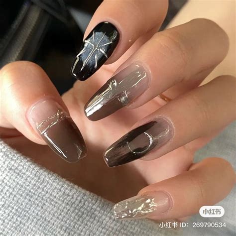 Claws ੈ ‧₊˚에 있는 핀 매니큐어 아이디어 네일 컬러 네일 아트 트렌드