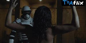 Paola Lazaro Sexy Scene In The Walking Dead Tnaflix