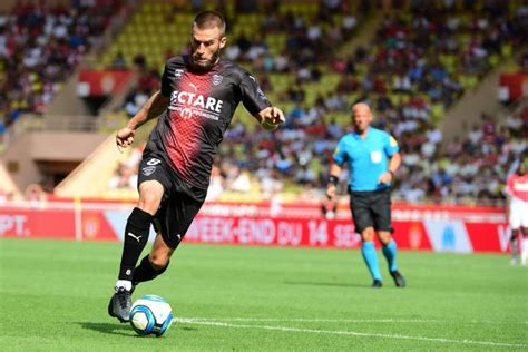 Insultée Sur Twitter La Mère De Lucas Deaux Enflamme Les Réseaux