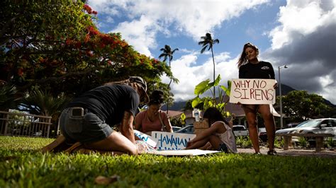 ხანძარი ჰავაიში საგანგებოს სიტუაციების მართვის უფროსმა თანამდებობა