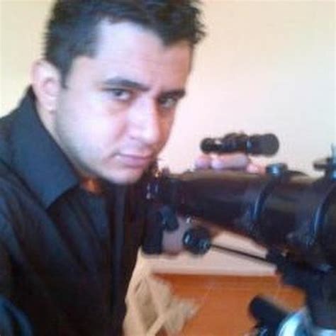 Daniel Flores Youtube