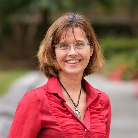 Executive Committee Program In Translation And Intercultural Communication Ptic