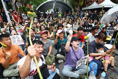 複製太陽花 立法院場外40民團串連聲援 新一代時報