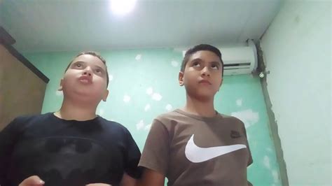 Video Jogando YouTube