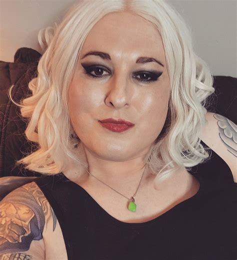 I Just Can T Seem To Quit Blonde Scrolller