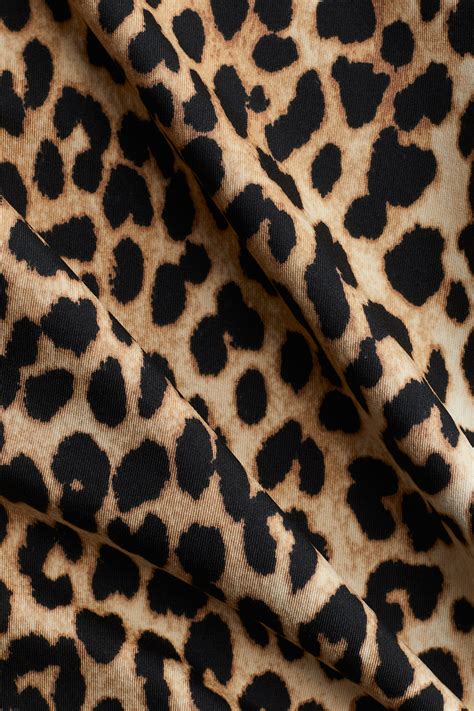 Body Z Półgolfem I Krótkim Rękawem Beżowy Panterka Ona Handm Pl