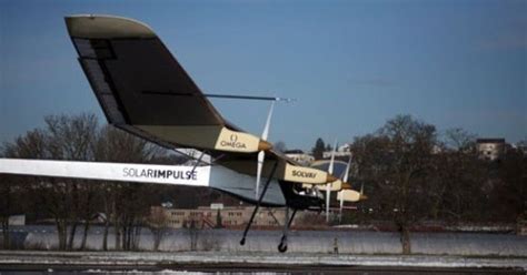 Самолет на солнечных батареях совершит 24 часовой полет ФОКУС