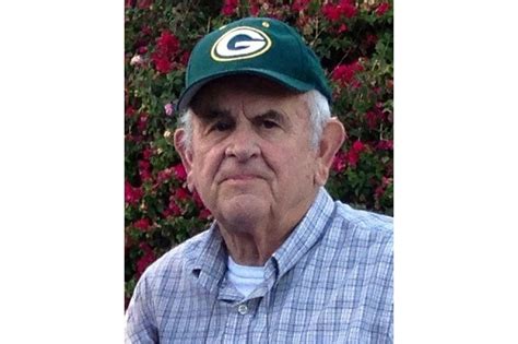 Giles Tlachac Obituary 2014 Sturgeon Bay Wi Door County Advocate