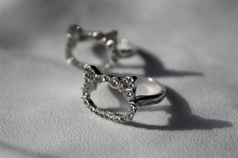 Кольцо Hello Kitty — цена 100 грн в каталоге Кольца и перстни Купить