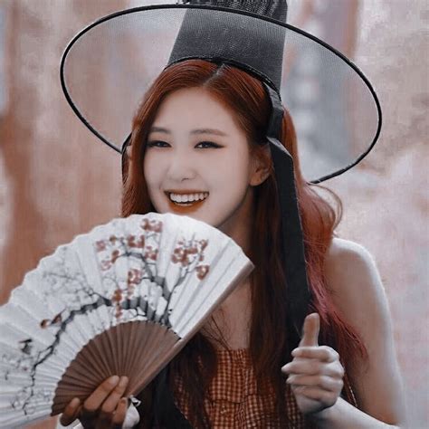 Aesthetic Icons Kpop Kpop Icons Blackpink Roseanne Rose