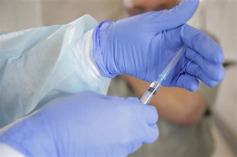 Чем Спутник V отличается от Pfizer Отличия и преимущества вакцин