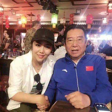 爆李双江儿子李天一惊喜升级当爹，家中“小天地”焕然一新