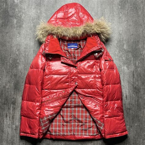 【高級】burberry Blue Label ダウン アウター コート 38 可愛いクリスマスツリーやギフトが！ Swimmainjp