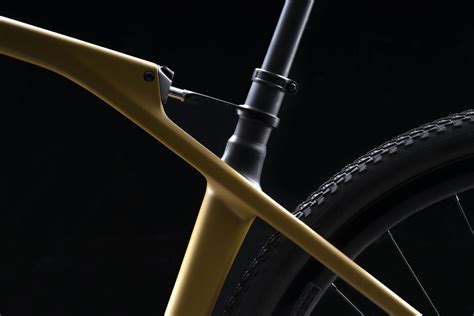 Smoother is Faster前後にFuture Shockを搭載したグラベルバイクDiverge STRが登場 スペシ