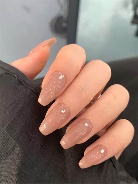 Natural Naked Nail Design Manicura de uñas Manicuras Uñas de maquillaje