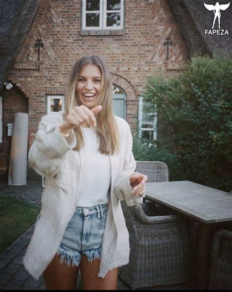 Laura Wontorra Laurawontorra Nude Leaks Photo 99 Fapeza