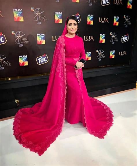 Ahmed Ali Butts Wife Fatima Khan Rocks At Lux Style Awards 2022 With