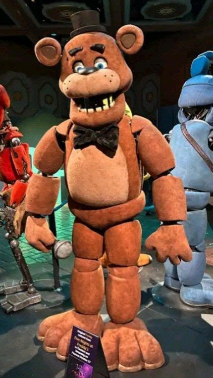 Irl Fnaf Freddy Fazbear Animatronic Natal