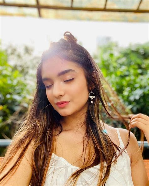 Anushka Sen Dp Images For Whatsapp Anushka Sen Whatsapp Dp