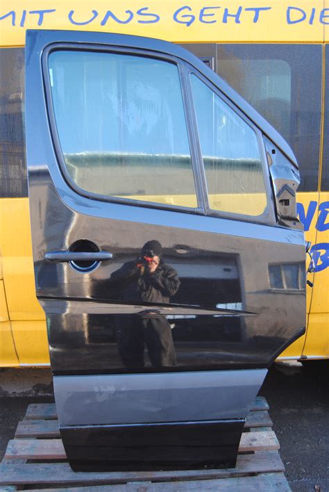 Drzwi Prawe Sprinter DRZWI LEWE LEWY PRZÓD MERCEDES SPRINTER W za zł z Starogard