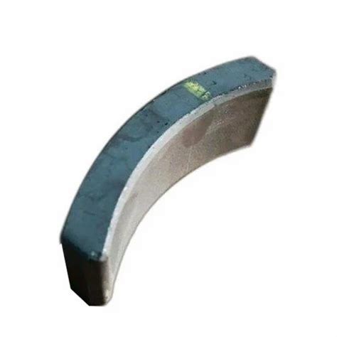10 mm dia 8mm ferrite arc magnet y 10t at ₹ 18 piece in new delhi id