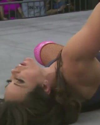 Mickie James Nude Porn Pictures Xxx Photos Sex Images Pictoa