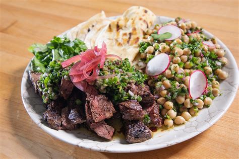 Grilled Skirt Steak And Fresh Chickpea Salad Sgc™ Foodservice
