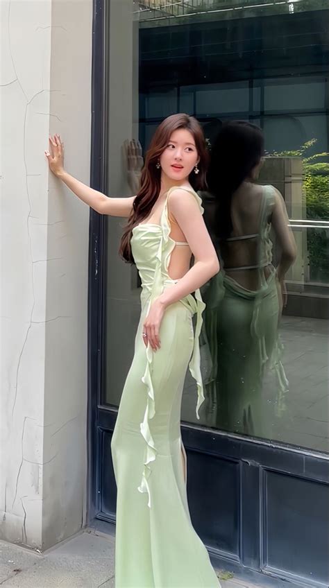 Phuong Linh Adl Kullan C N N Tri U L T Panosundaki Pin Stil K Yafetler K Yafet