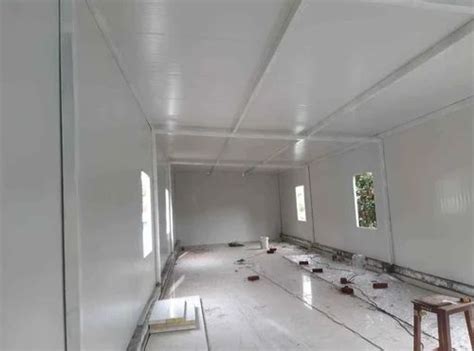 Steel Stainless Steel PUF Panel Roofing Fabrication Service In Chennai