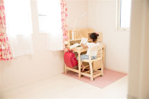 リビングそれとも子ども部屋学習机どこに置くか問題父母236人に聞きました kufuraクフラ小学館公式