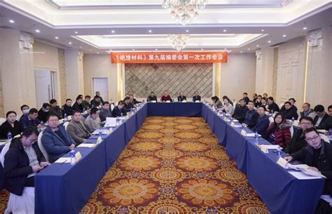 团队负责人李清泉和成员何东欣分别当选绝缘材料期刊编委和青年编委并参加编委会工作会议 山东大学电气工程学院