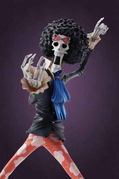 Figura P O P Sailing Again ONE PIECE Brook 23cm Universo Funko