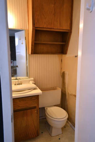 An Impromptu Bathroom Makeover Day 1 Addicted 2 Decorating®
