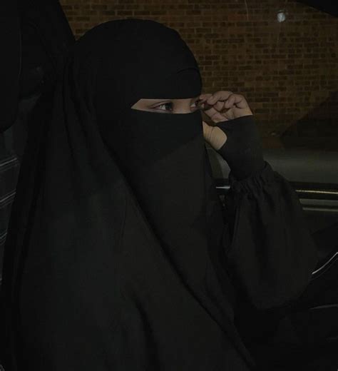 Pin By سناء On Niqabiii Niqab Islamic Modest Fashion Muslimah Aesthetic