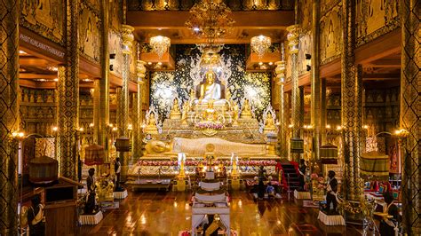 “วัดท่าไม้” วัดดังสายมูกับสติ๊กเกอร์ติดรถในตำนาน สถานที่บวชพราหมณ์ของ“ไฮโซปอ โรเบิร์ต”