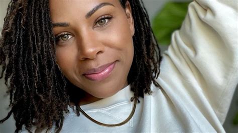 Microlocs Vs Sisterlocks Whats The Difference Pattern Pattern Beauty