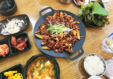 대구시지맛집 전설의숯불고기오징어 돼지두루치기 제육볶음 저녁식사 한식 백반 혼밥집 고깃집 단체도시락 포장식당수성구 대구