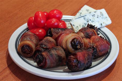 How To Make Easy Bacon Wrapped Dates