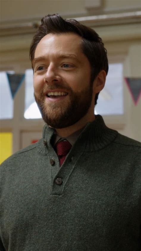 Richard Rankin Roger MacKenzie Behind The Scenes On The Set Of Outlander Season In
