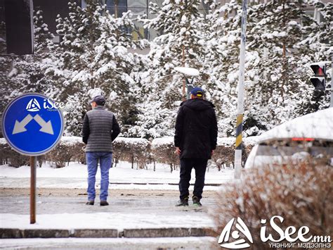 ФОТО Нийслэл Улаанбаатарт их хэмжээний цас оров Isee Mn