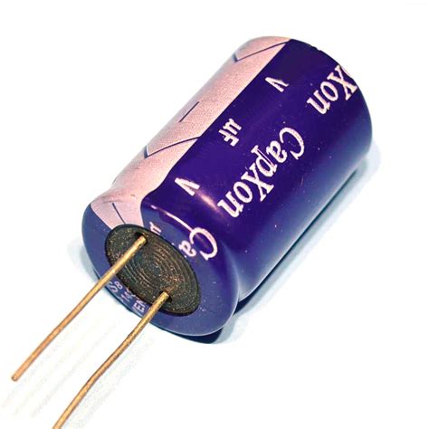 Конденсатор 100мкФ 25В 6x11 CapXon