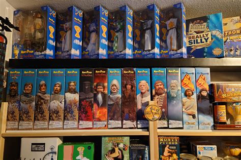Monty Python Sideshow Collectibles R Sideshowcollectibles