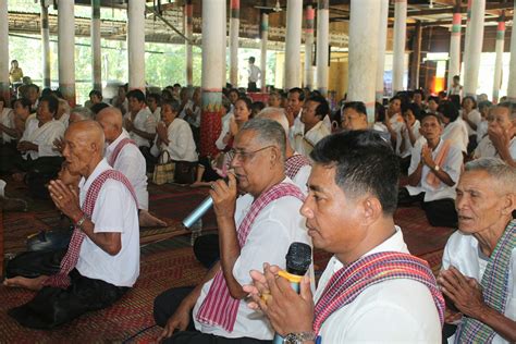 វិធីសមាទានឧបោសថសីល ឧបាសក ឧបាសិកា ជាអ្នករក្សានូវឧបោសថសីល កាលបើដល់ថៃ្ង