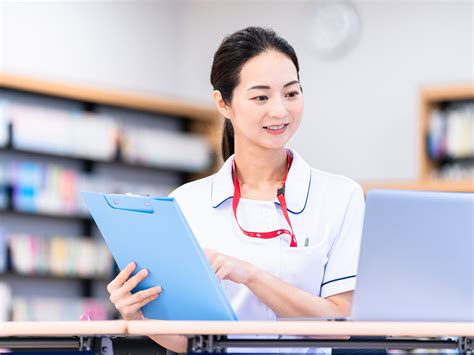 女子中学生が将来なりたい職業ランキング！ 2位「看護師」を抑えた1位は？ All About ニュース