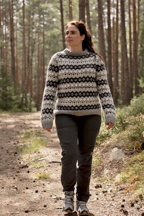 294 13d Drifa Genser Unisex Garnius