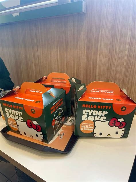 Вкусно и точка х Hello Kitty Hello Kitty картинки Роскошная жизнь Бокс