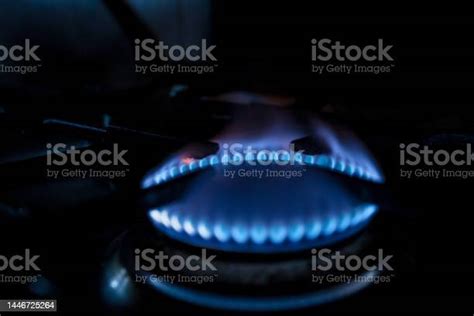 오늘날 국내 및 산업용 국가 가스 재고가 주요 주제입니다 가격에 대한 스톡 사진 및 기타 이미지 가격 가솔린 가정 난방