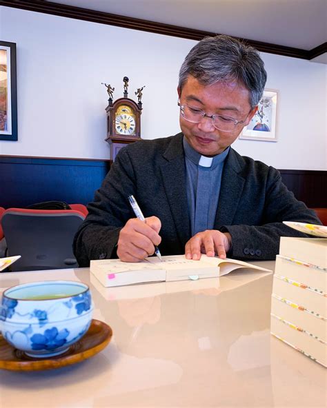 片柳弘史 On Twitter Rt Hiroshisj 聖書からの短い引用と、片柳神父による簡潔な解説を366日分集めた新刊『日々を