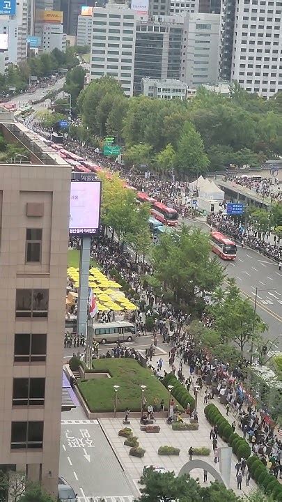 국군의날 행사보려는 시민들 인파 광화문광장 행진 시작전 대통령 Youtube