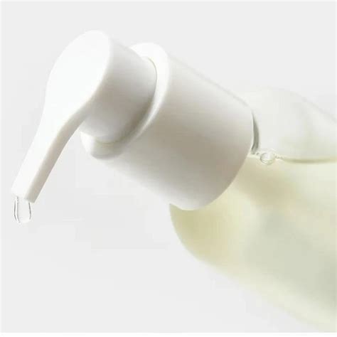 Гидрофильное масло с экстрактом соевых бобов Mixsoon Bean Cleansing Oil ...